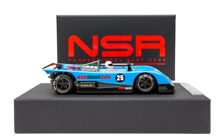 NSR F1 BLAU OLIVETTI #8 NSR0132IL – Show Us Ya Slotz
